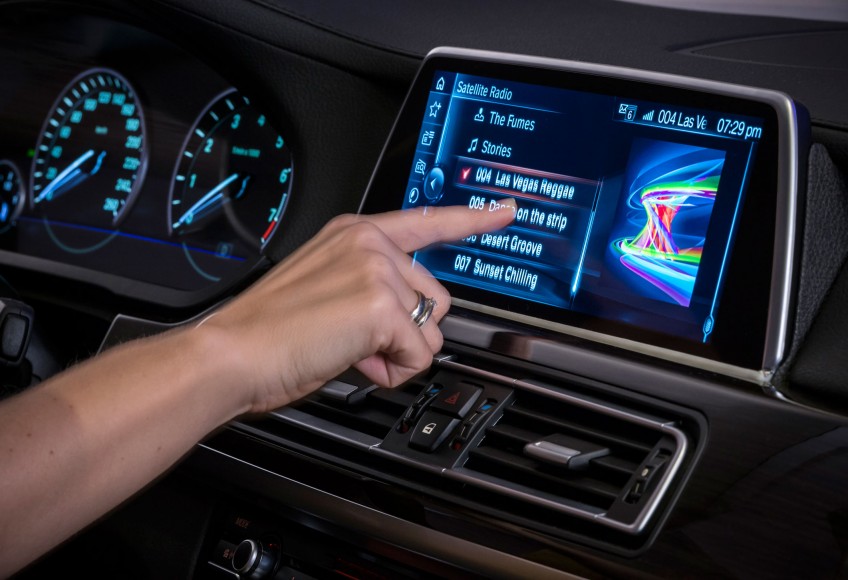Touchscreen Infotainment Systems Coming to BMWs iDrive - BimmerFile