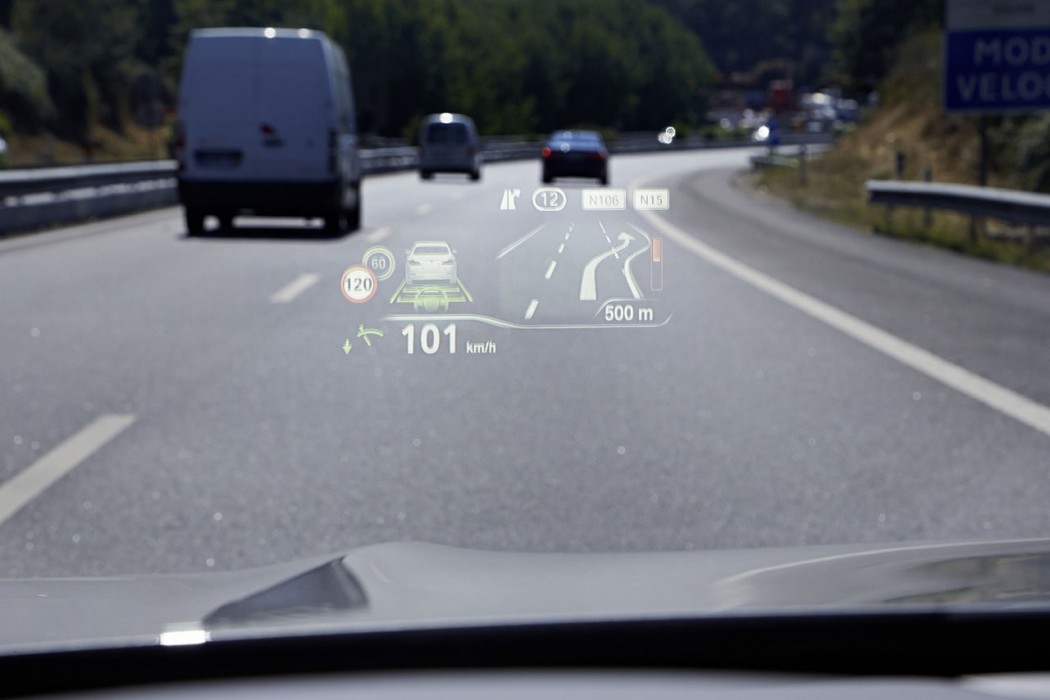 BMW's Latest Head up Display - BimmerFile