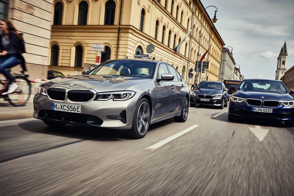 US Premier: The 2021 BMW 330e & 330e xDrive PHEV Sedans - BimmerFile