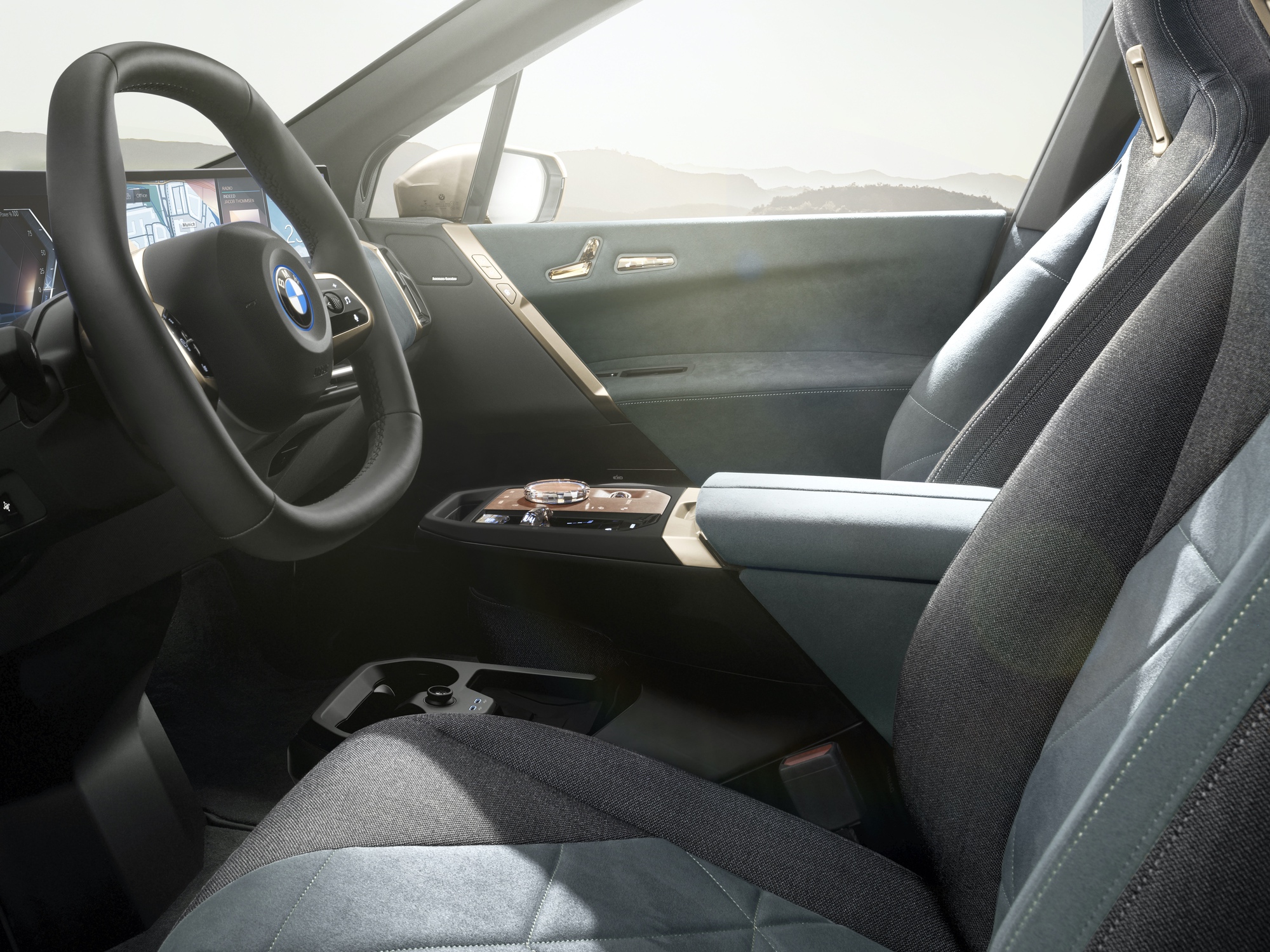 BMW_iX_INT_Cockpit_Detail_8 - BimmerFile