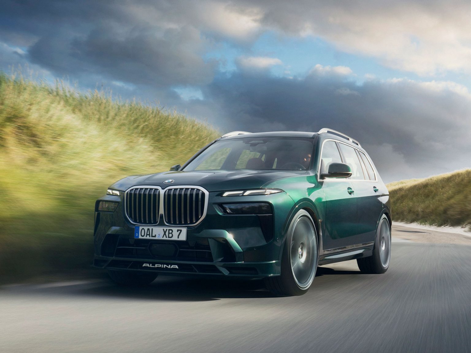 World Premier: 2023 BMW Alpina XB7 - BimmerFile