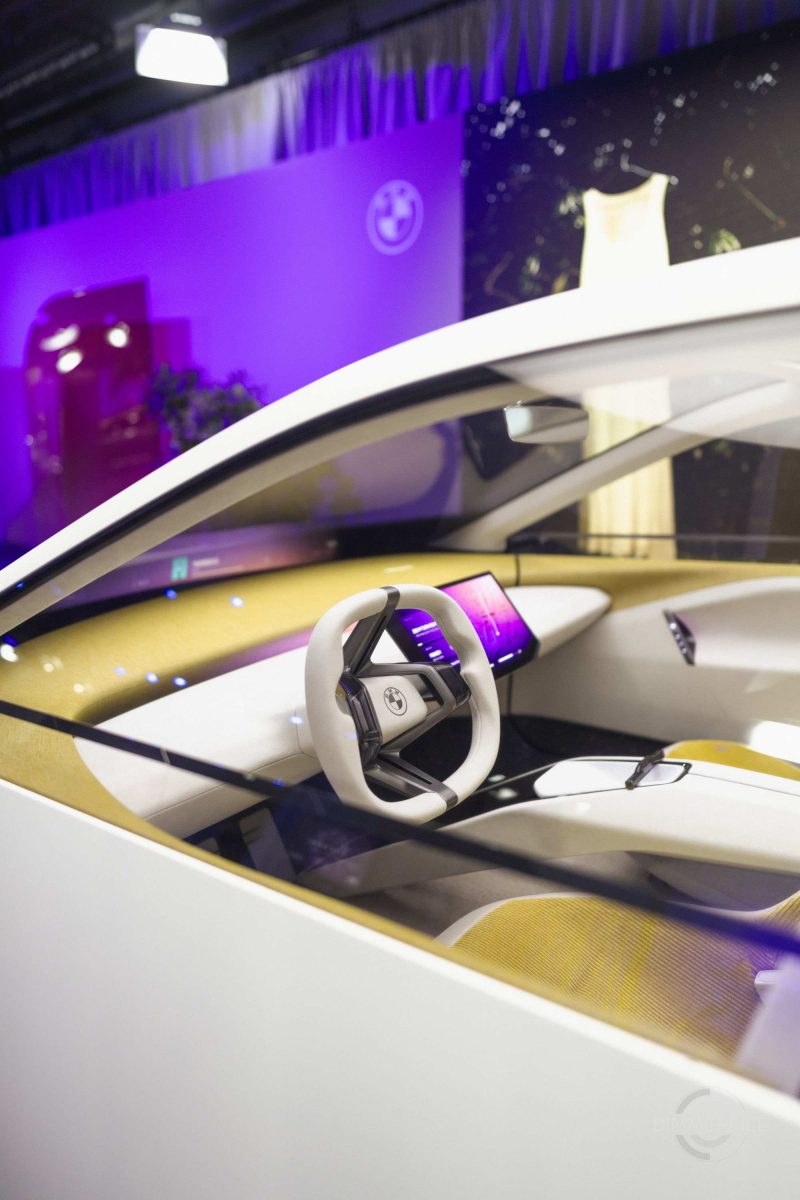 Video First Take: BMW Vision Neue Klasse - A Glimpse of The Electric 3 ...