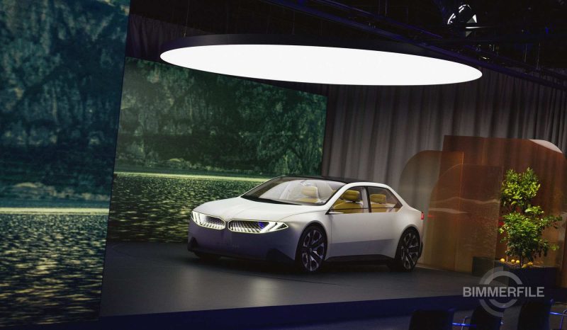 Video First Take: BMW Vision Neue Klasse - A Glimpse of The Electric 3 ...