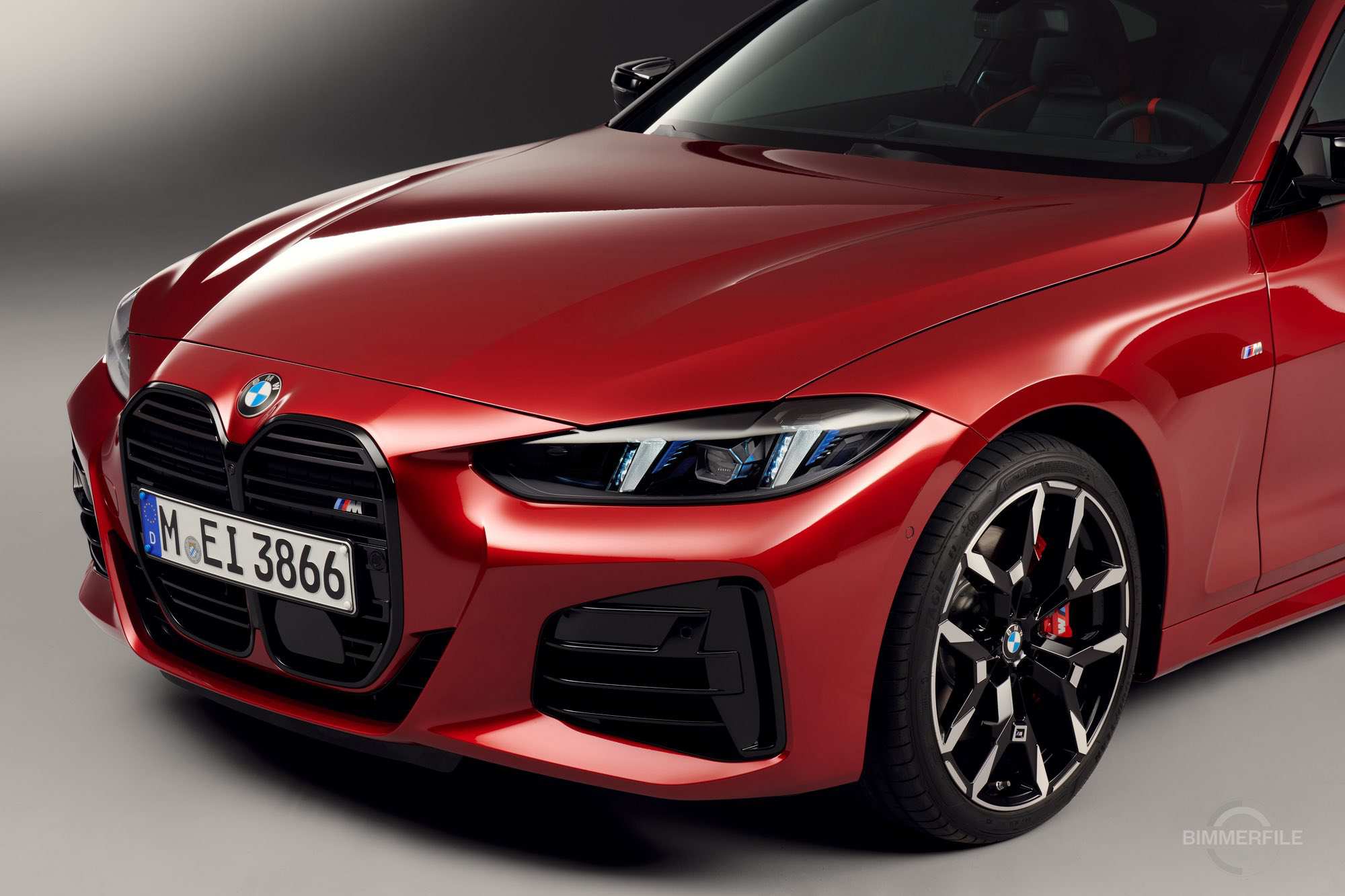 G22_4SERIES_Coupe_Det_Front_01 - BimmerFile